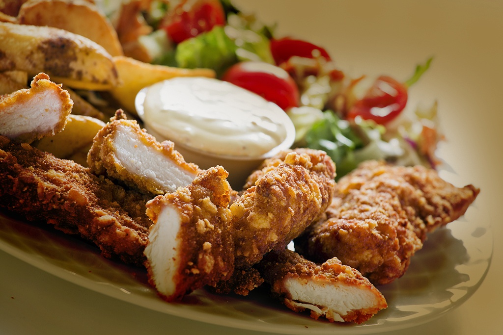 Receita de Aperitivo de filé de frango com molho de iogurte