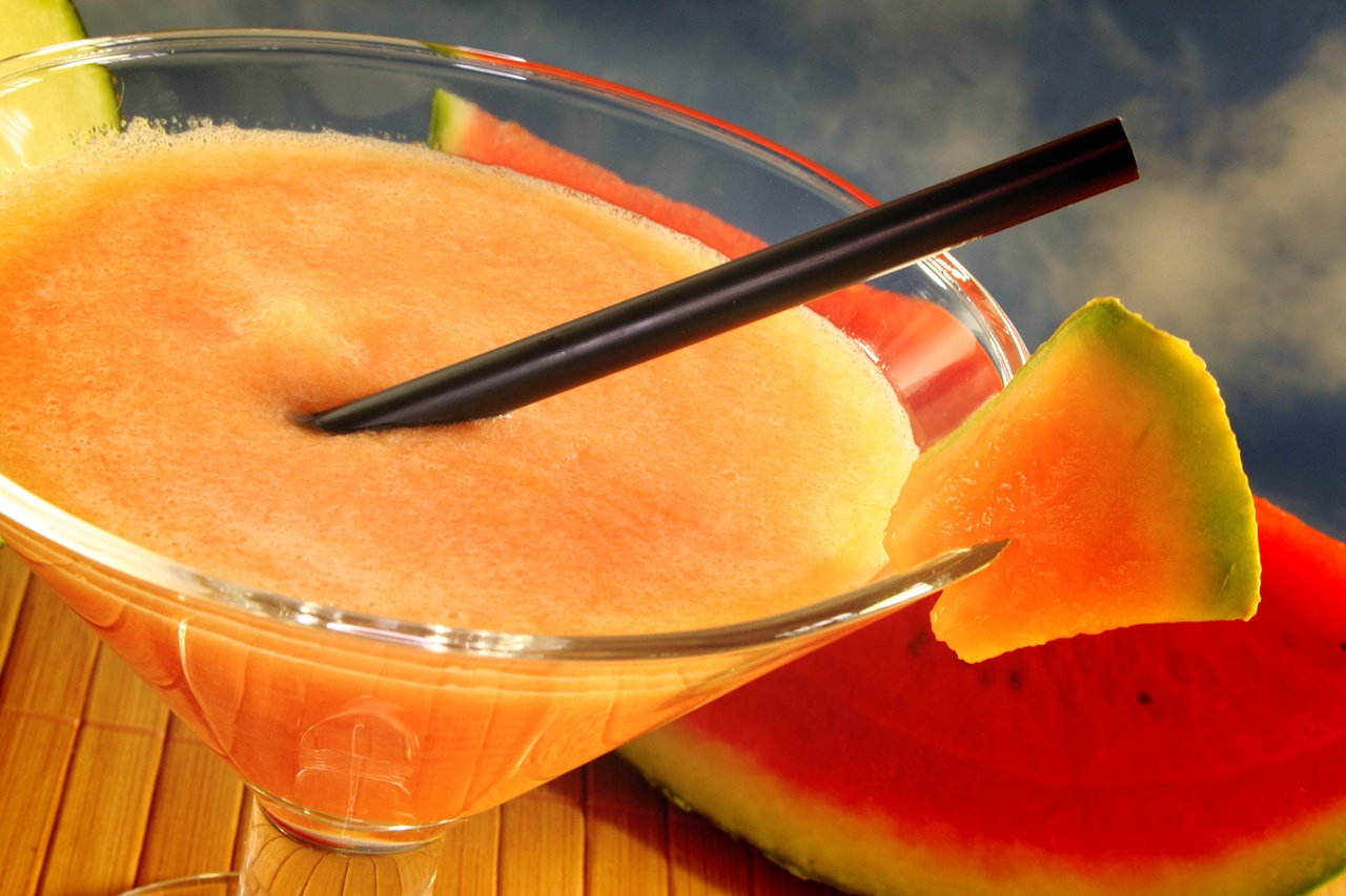 Cocktail de frutas: uma receita de drink para todo mundo fazer