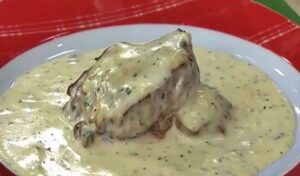 O mais divino! Filé Mignon ao molho com quatro queijos