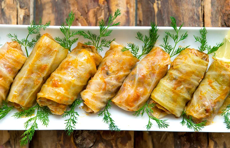 Veja como fazer charutinho de repolho: um clássico da culinária grega