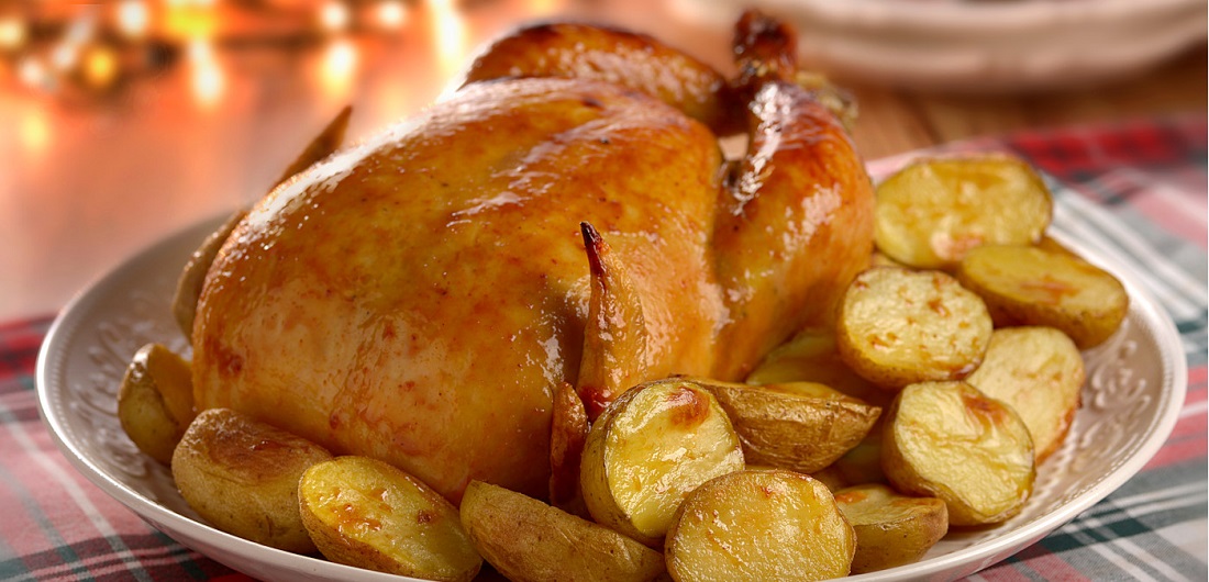 Como fazer um chester assado com batatas bem natalino para todo mundo amar