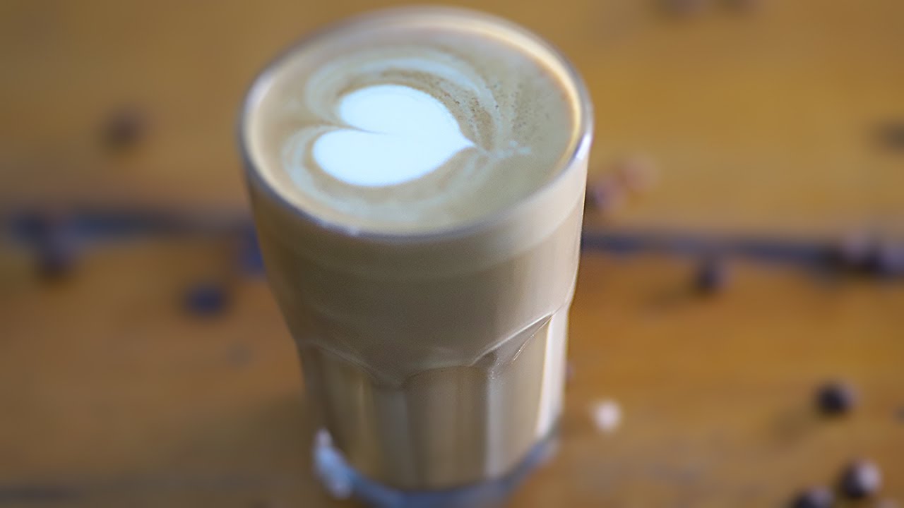 Como fazer um café com espuma gostoso e bem caseiro aqui