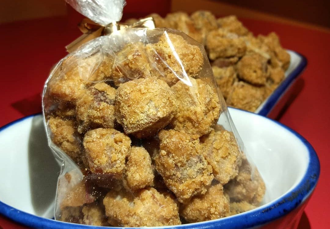 Docinho de coco crocante bem fácil de fazer e todo mundo ama muito