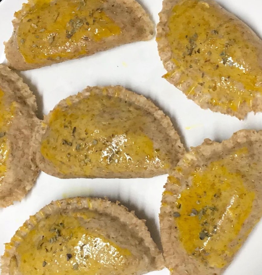 Pastel fit de queijo muito prático de fazer e tem uma massa incrível