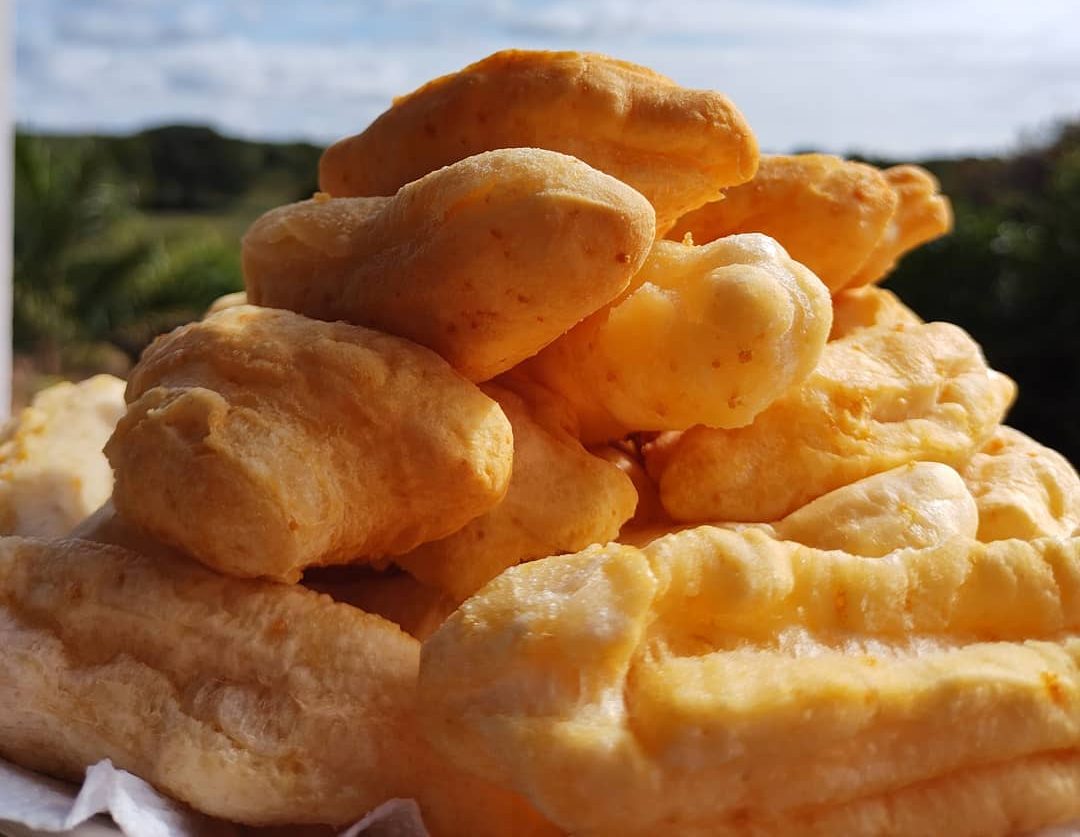Biscoito de polvilho azedo frito simples com receita da vovó