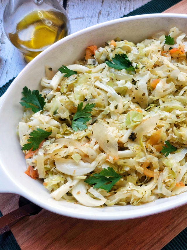 Receita COMPLETA de refogado de repolho, confira! - Receitinhas