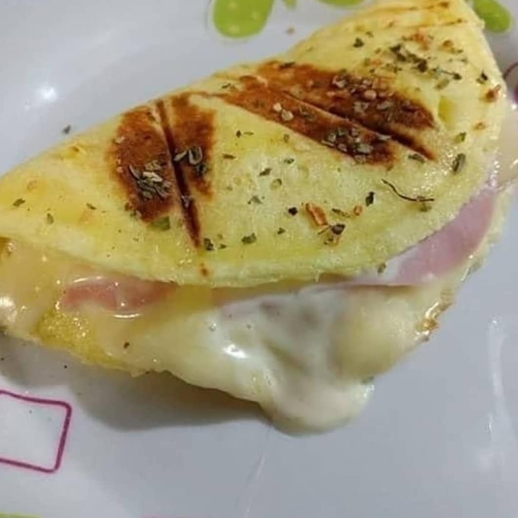 Panini low-carb com receita mais fácil que há