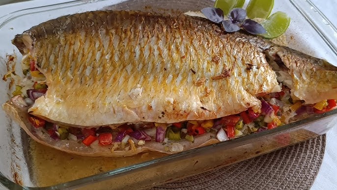 Fazer esse peixe recheado para o feriado: é um acerto na hora!