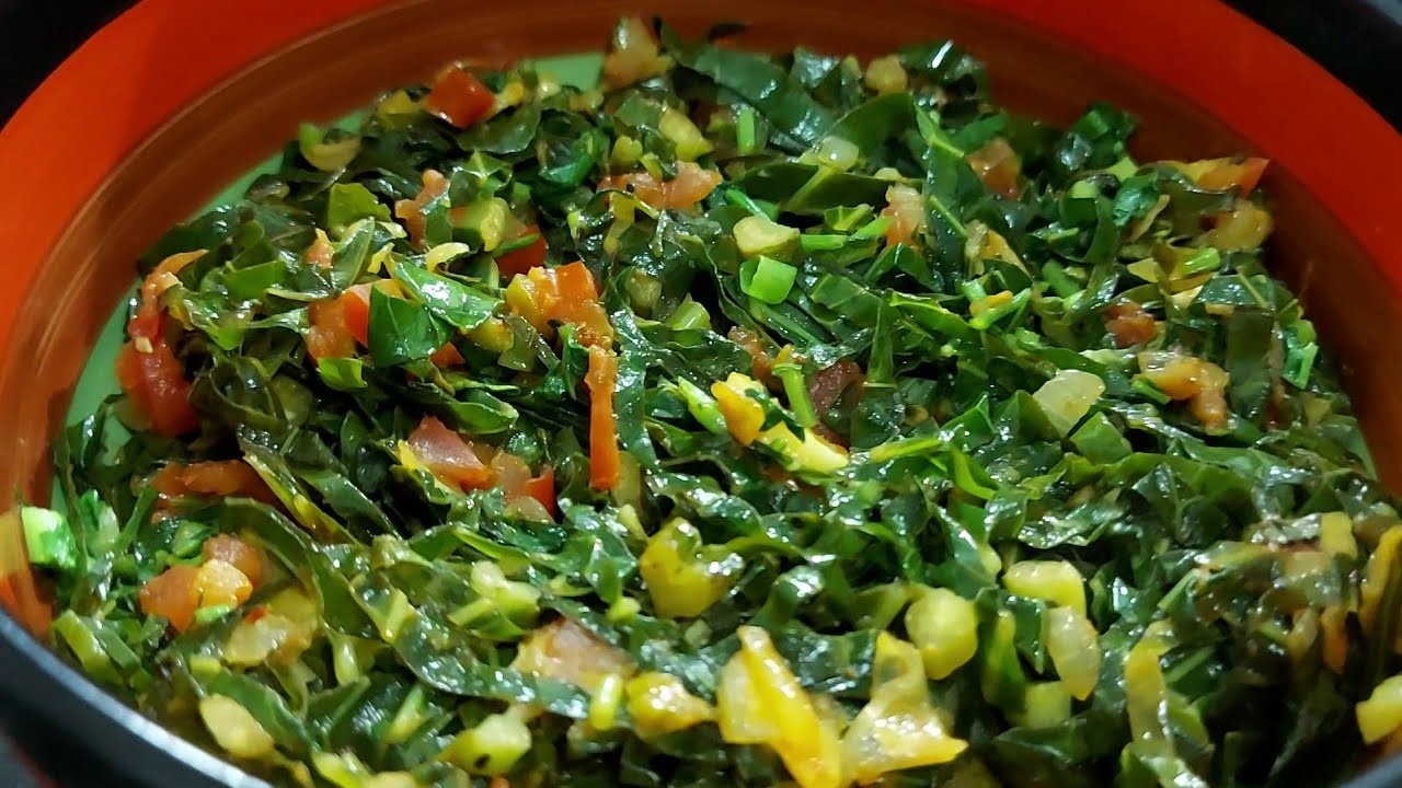 Couve refogada com alho e limão que dá gosto de comer